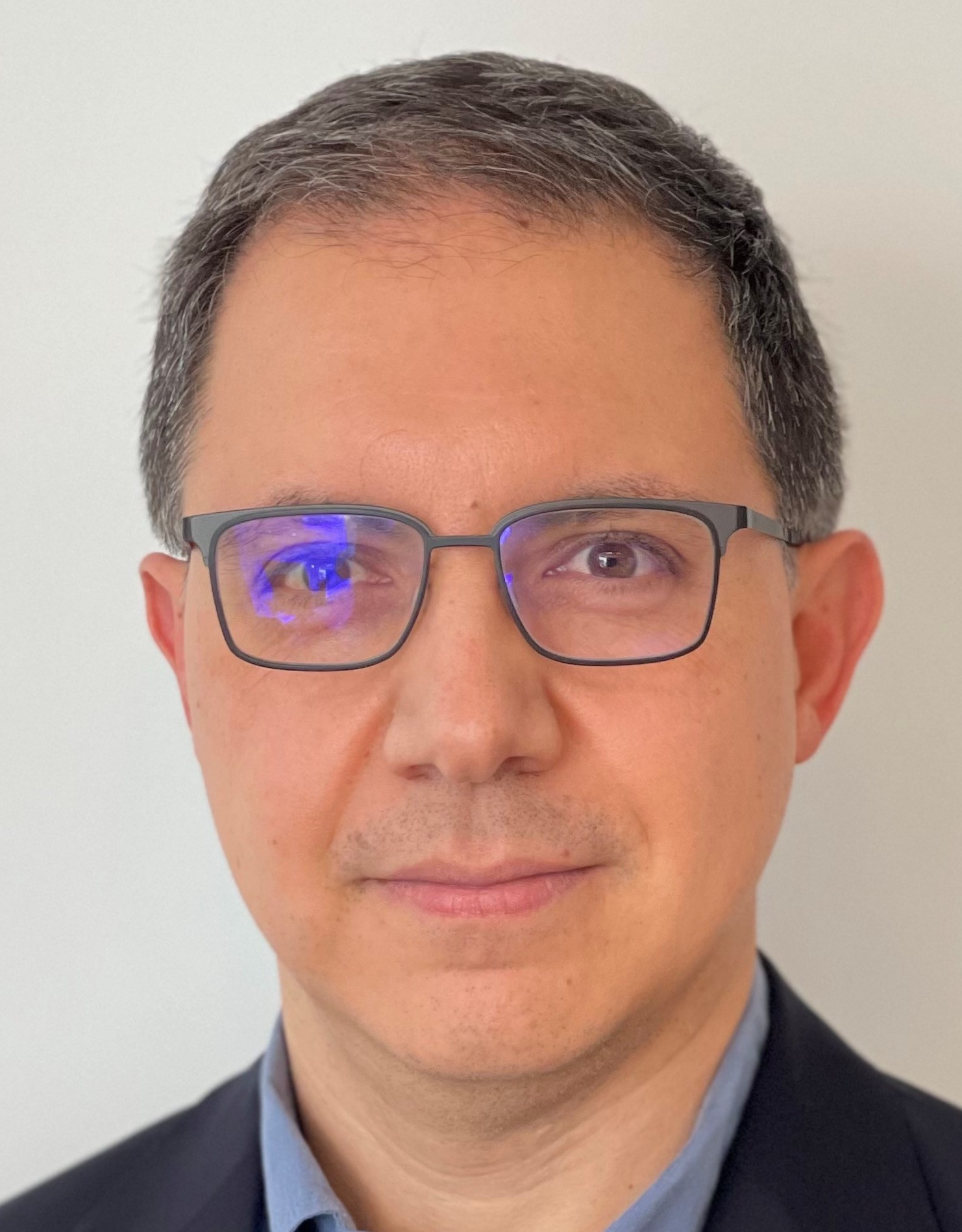 Juvenal González - The Business Year